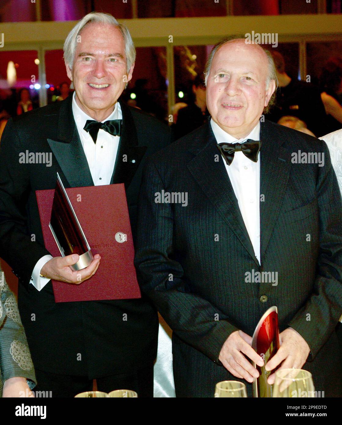 Consultant Roland Berger, left, and Literature Nobel laureate Imre ...