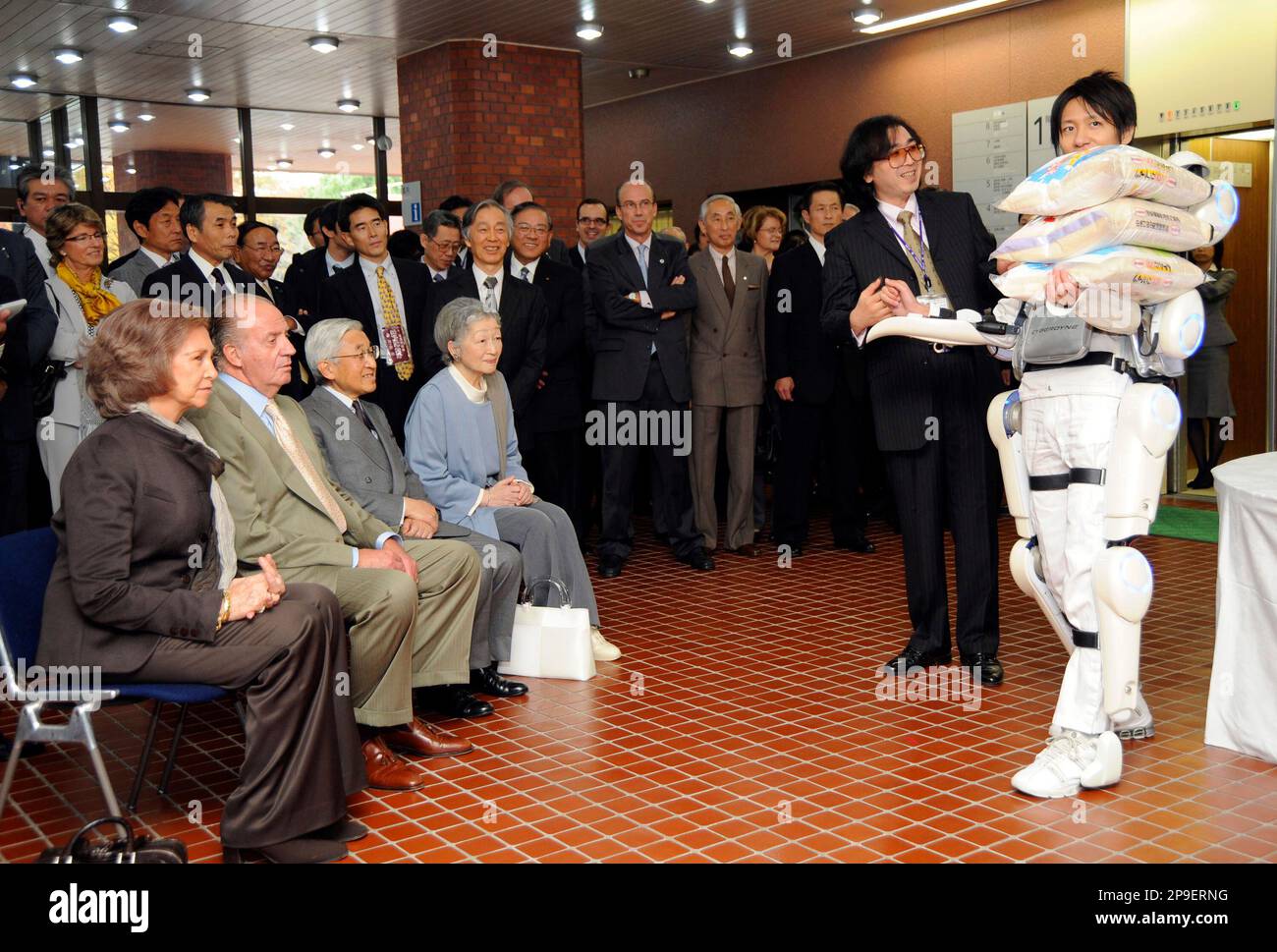 Spanish Queen Sofia, from left in the foreground, King Juan Carlos ...