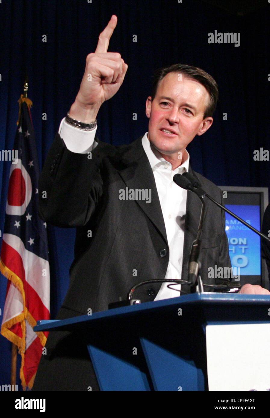 Chris Redfern, the chairman of the Ohio Democratic Party, talks to ...