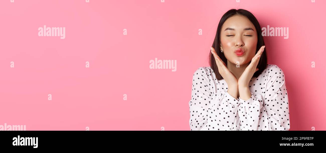 Beauty and skin care concept. Close-up of beautiful asian girl close ...