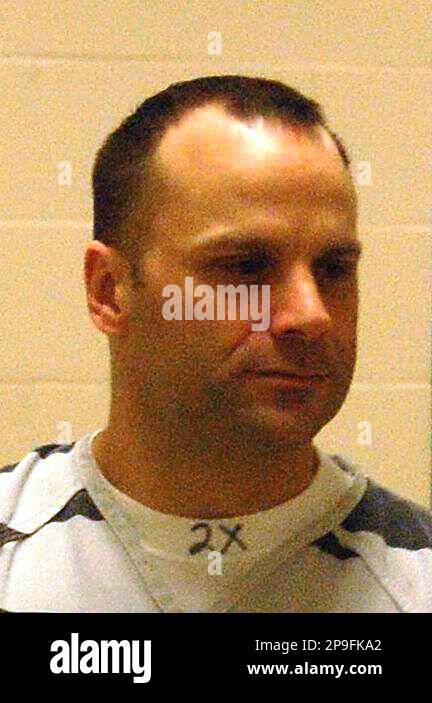 Chad Wilson is transferred to court, Oct. 17, 2008, in Sioux Falls, S.D ...