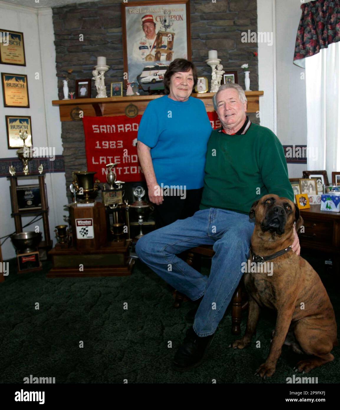 ** FILE ** In this Jan. 11, 2007 file photo, Sam Ard and his wife Jo ...