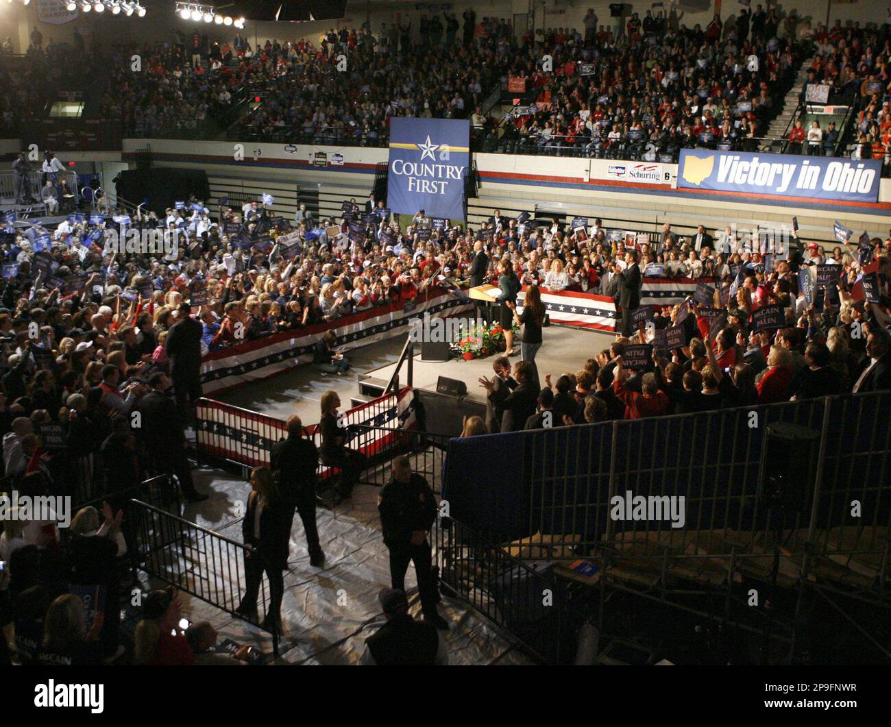 Republican vice presidential candidate Sarah Palin campaigns Sunday ...