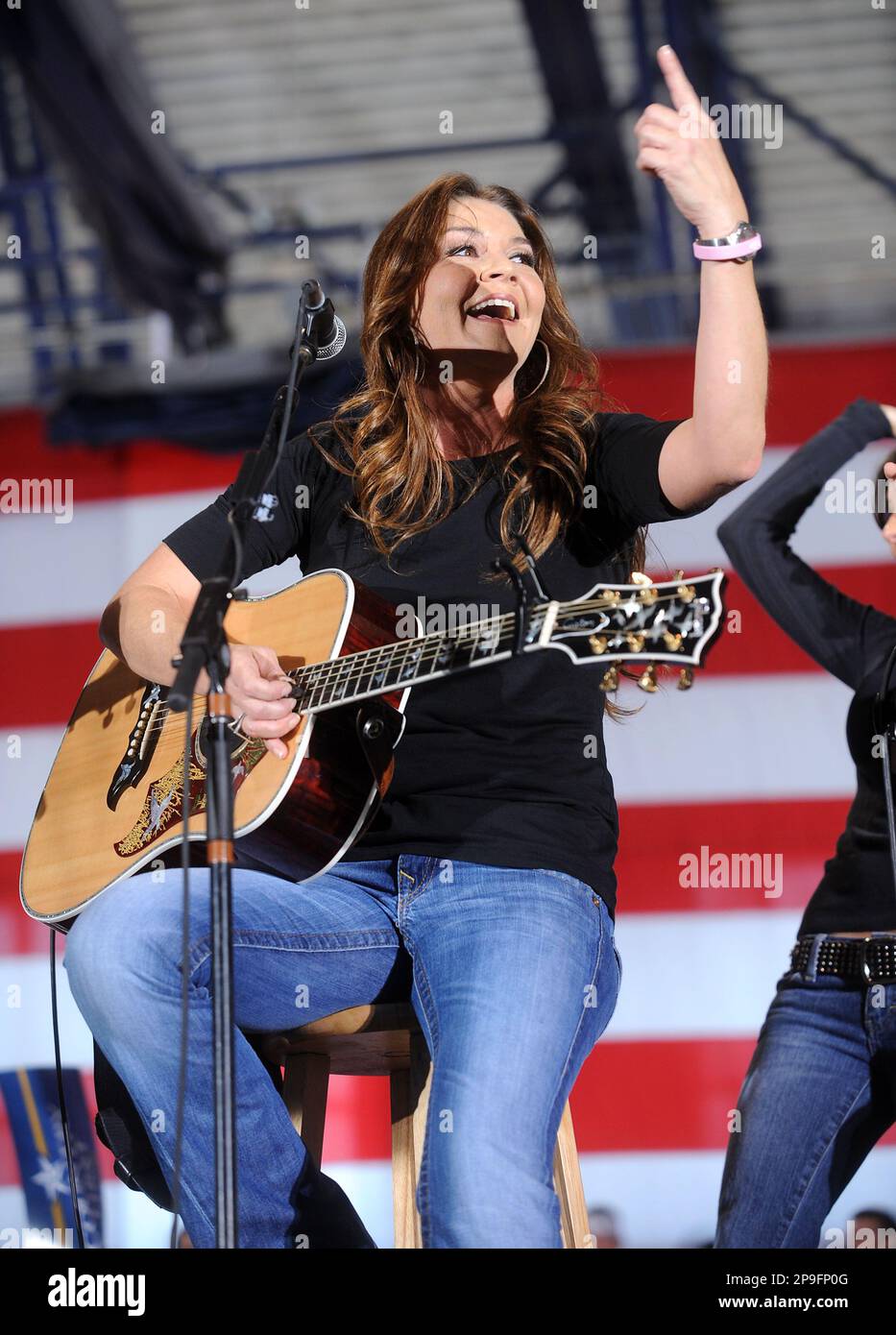 Gretchen Wilson Redneck Woman