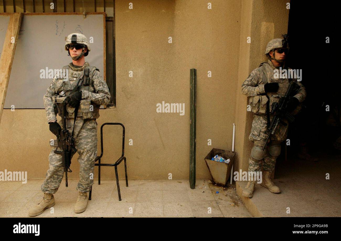 U.S.Army soldiers from Killer Troop, 3rd Squadron, 3rd Armored Cavalry ...