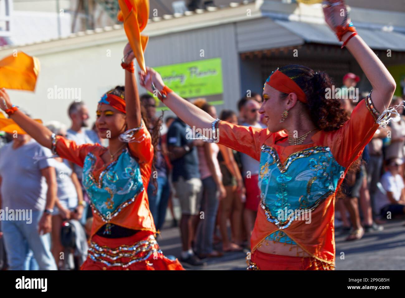 Dance reunion hi-res stock photography and images - Alamy