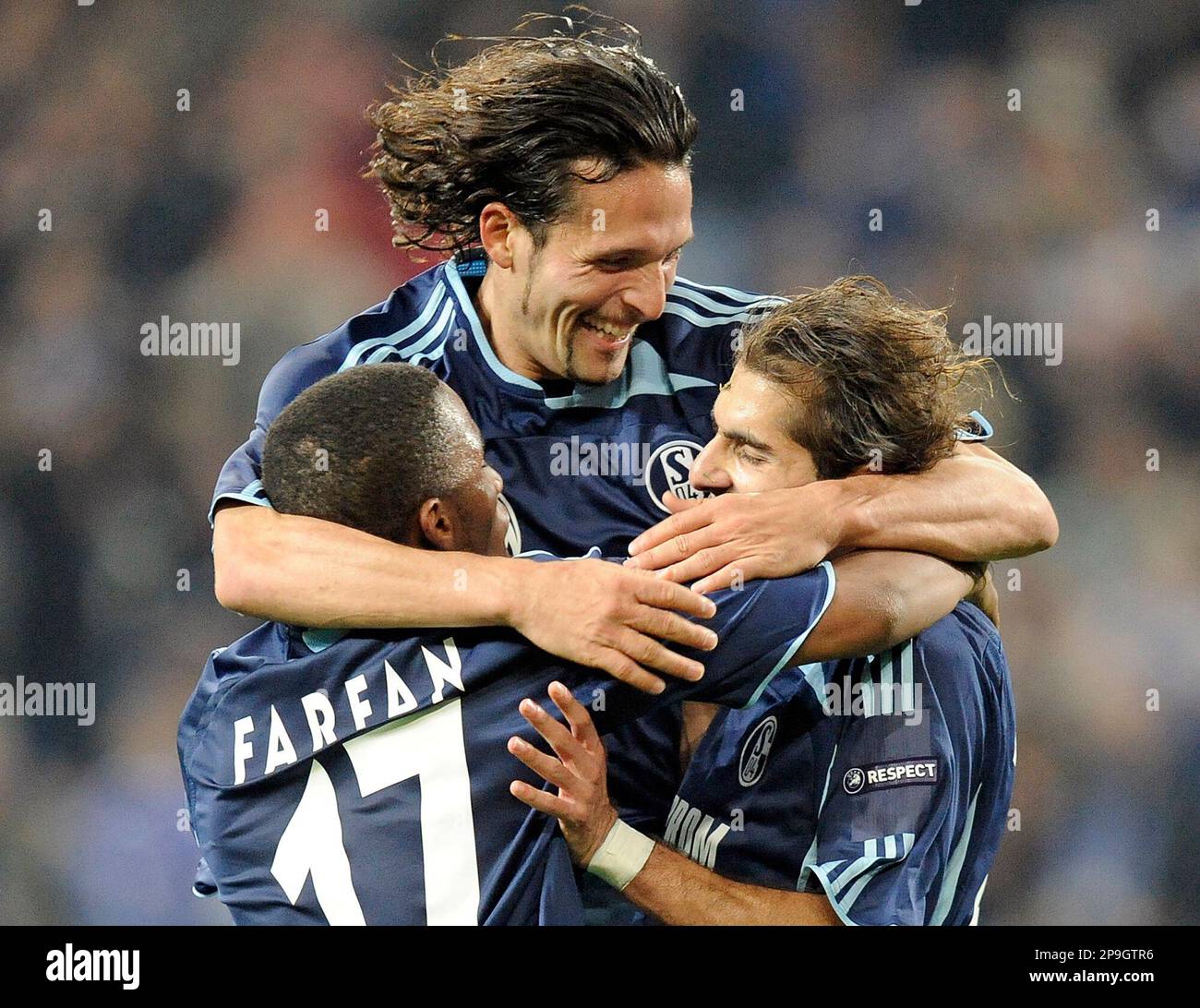 Schalke's Jefferson Farfan, Kevin Kuranyi and Halil Altintop, from left ...