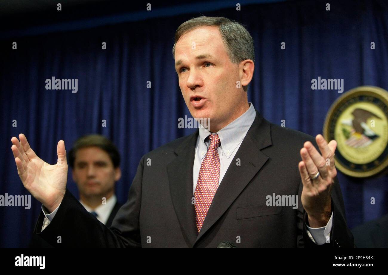 U.S Attorney Patrick Fitzgerald announces the indictment and arrest of ...