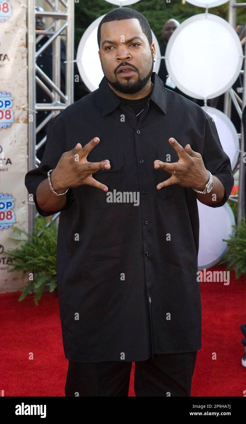 Rap artist Ice Cube, O'Shea Jackson, arrives for the taping of BET Hip ...