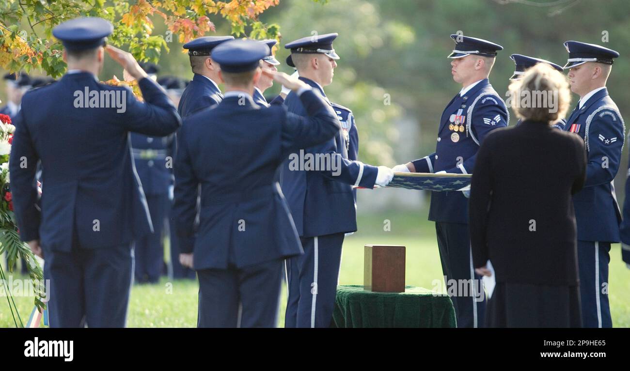 Air Force Major Christopher Michael Cooper is laid to rest at Arlington ...