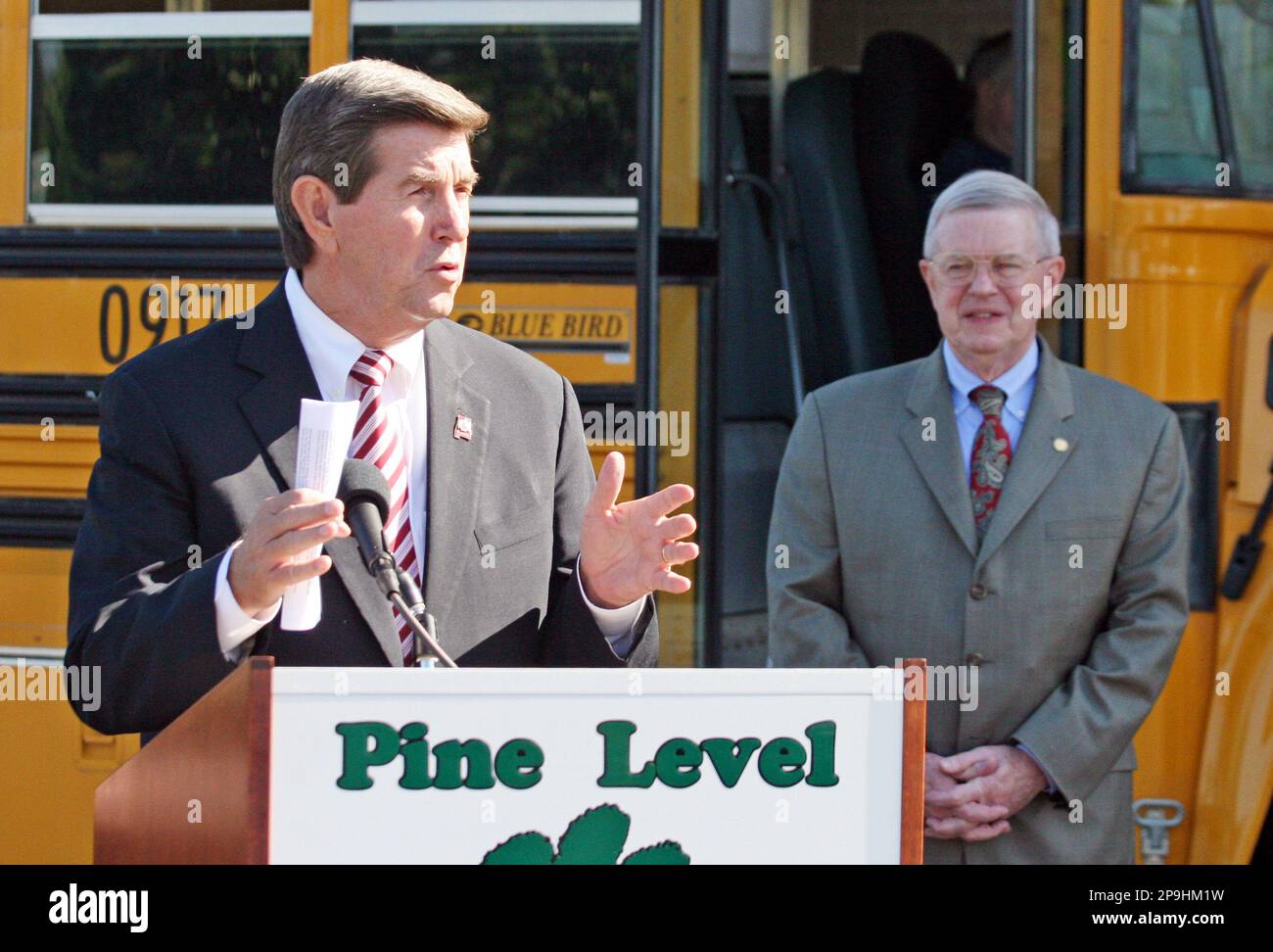 Alabama Gov. Bob Riley answers questions after a visit to Pine Level Elementary School in ...