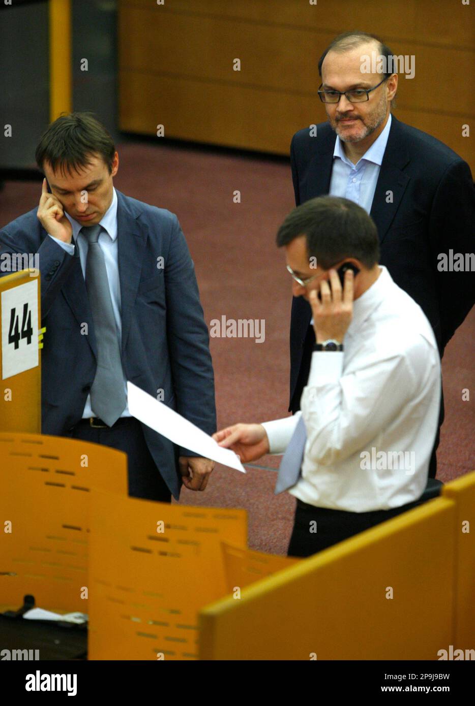 Employees of the MICEX, Moscow Interbank Currency Exchange, seen at the ...