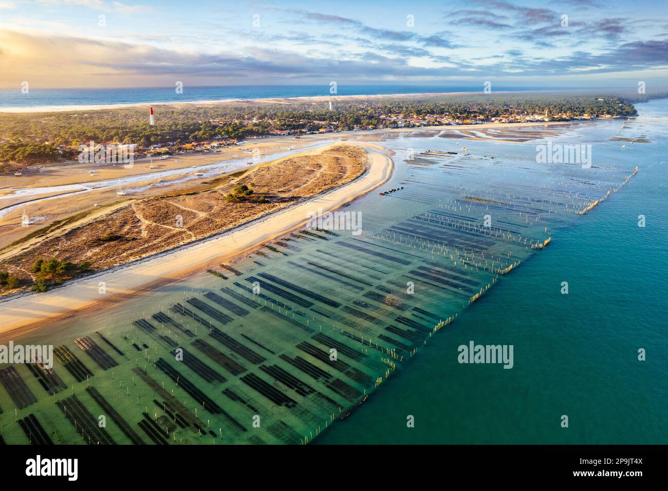 Aerial view of oyster bay hi-res stock photography and images - Alamy