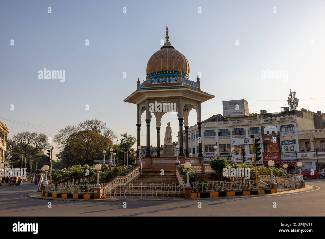 City Traffic view of the busy K R Circle (Rotary) at Devaraj Urs Road ...