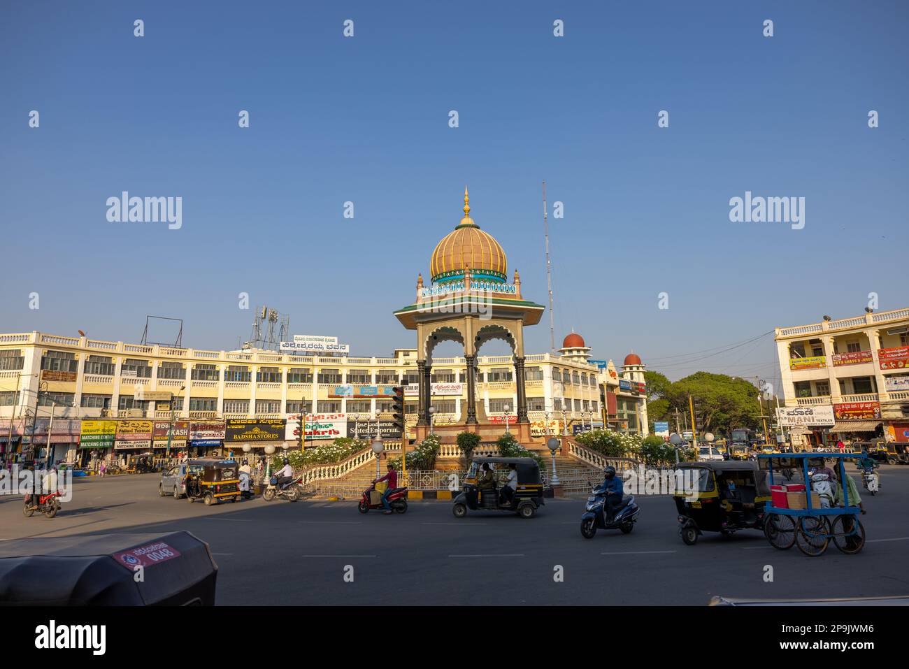 City Traffic view of the busy K R Circle (Rotary) at Devaraj Urs Road ...