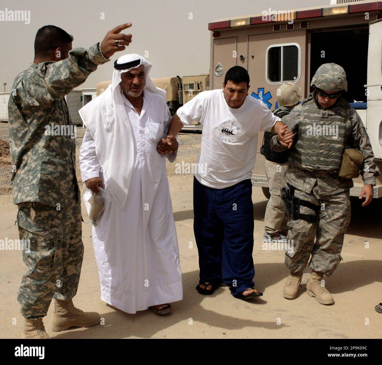 ** RETRANSMISSION FOR ALTERNATIVE CROP ** Yassir Mustafa Majid, center ...