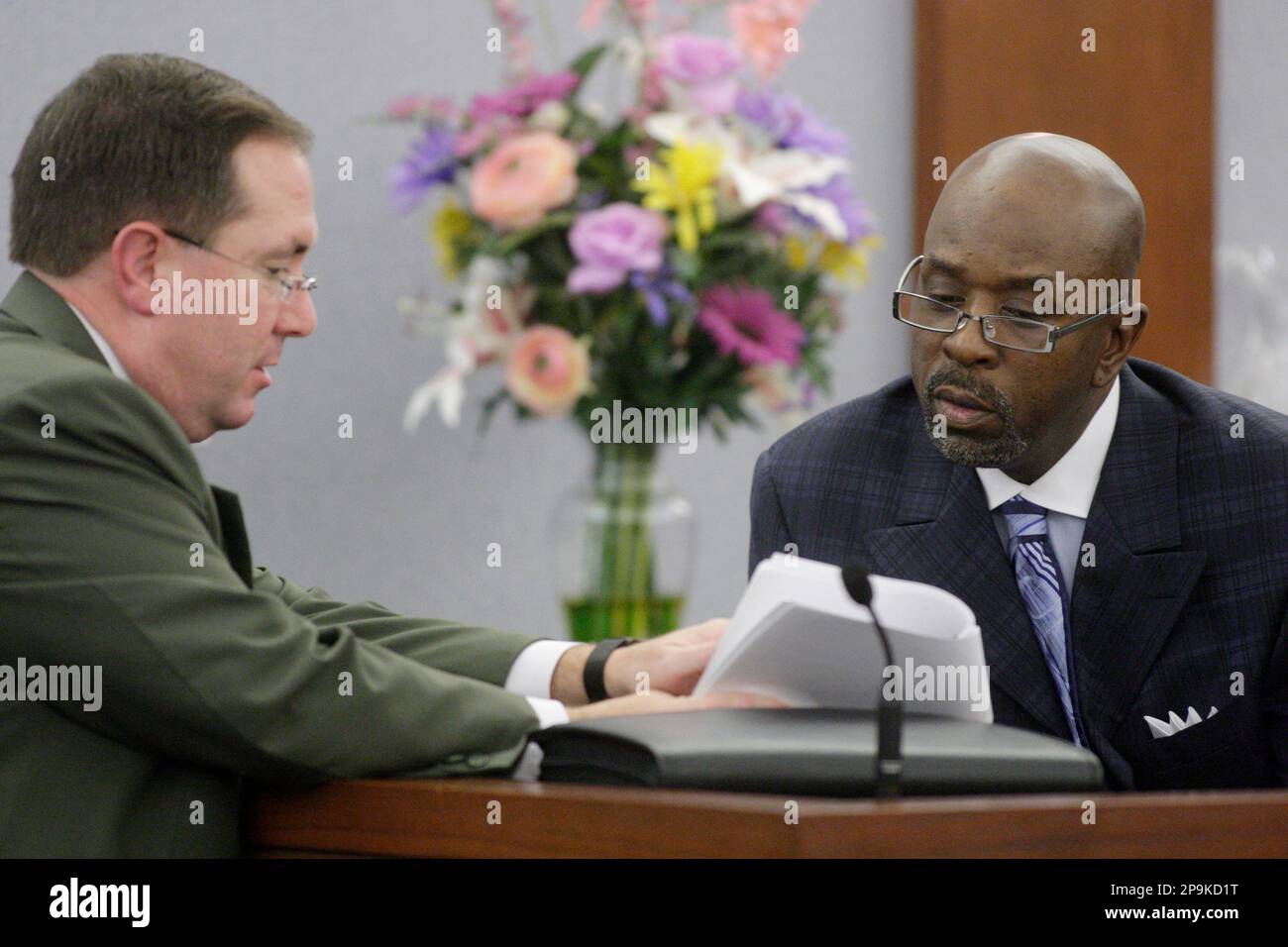 Clark County District Attorney David Roger, left, questions witness ...