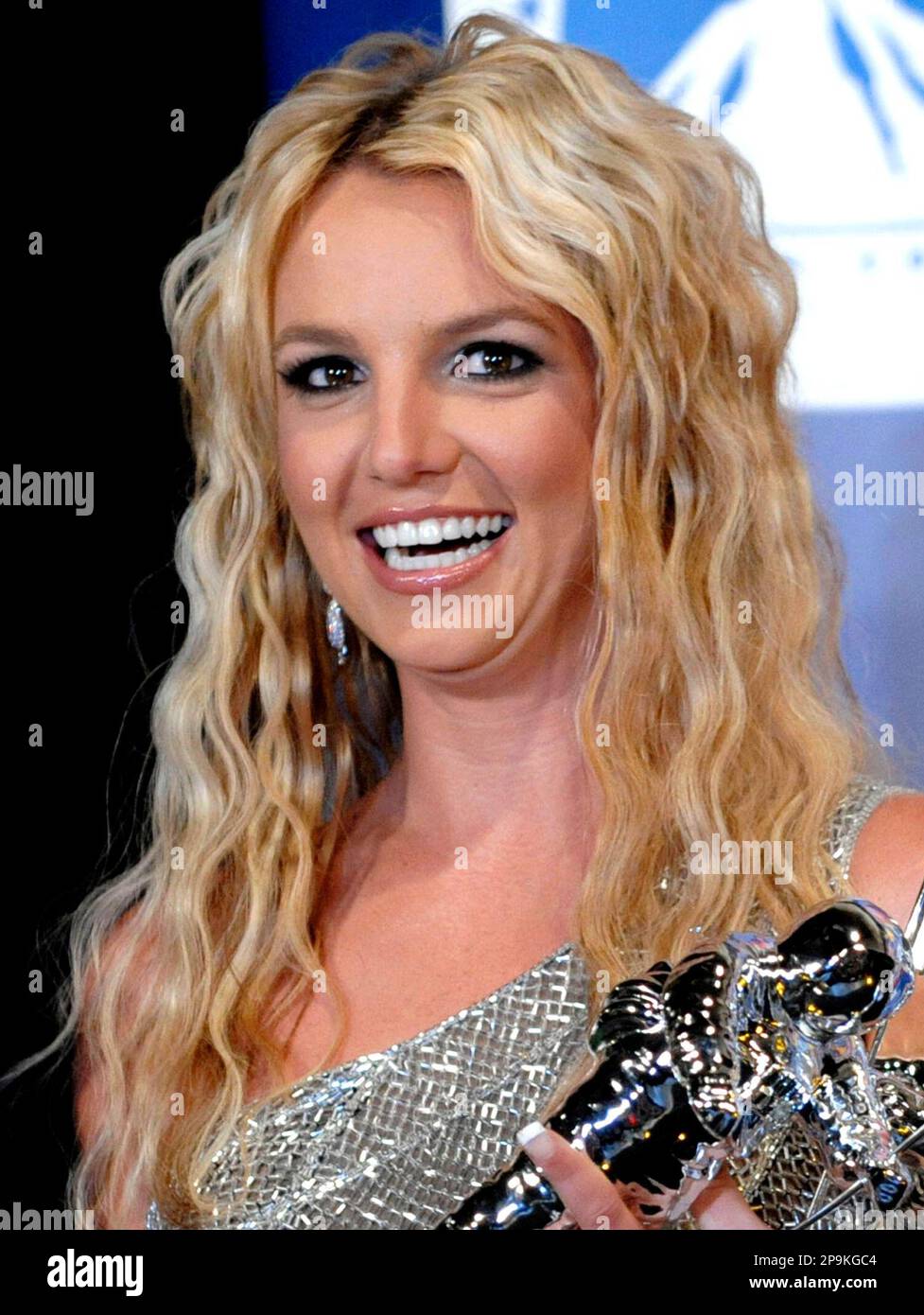 ** FILE ** In this Sept. 7, 2008, file photo, Britney Spears poses with ...