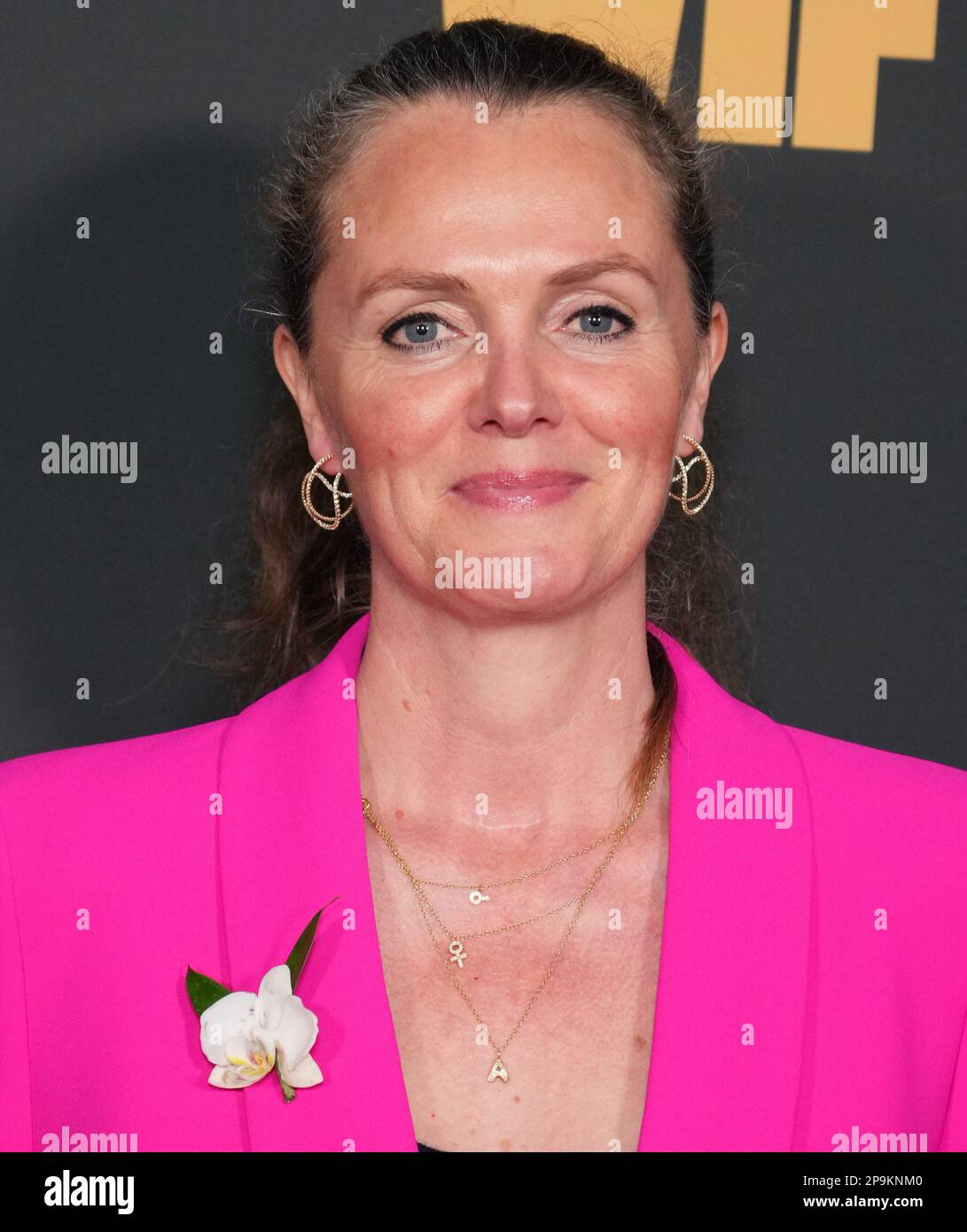 Rebecca pruzan hi-res stock photography and images - Alamy