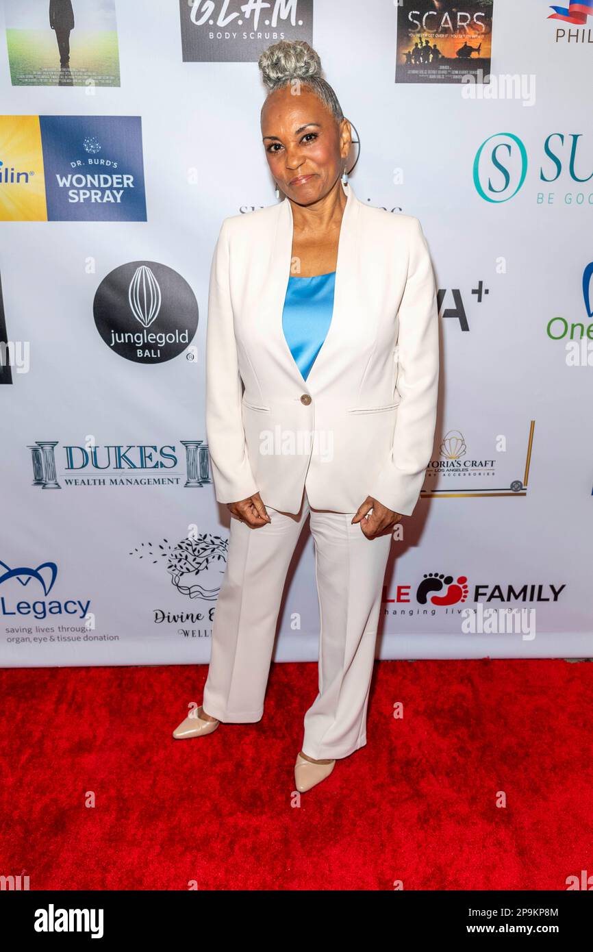 Actress "Linked by Love" Shirley Jordan attends Suzanne DeLaurentiis ...
