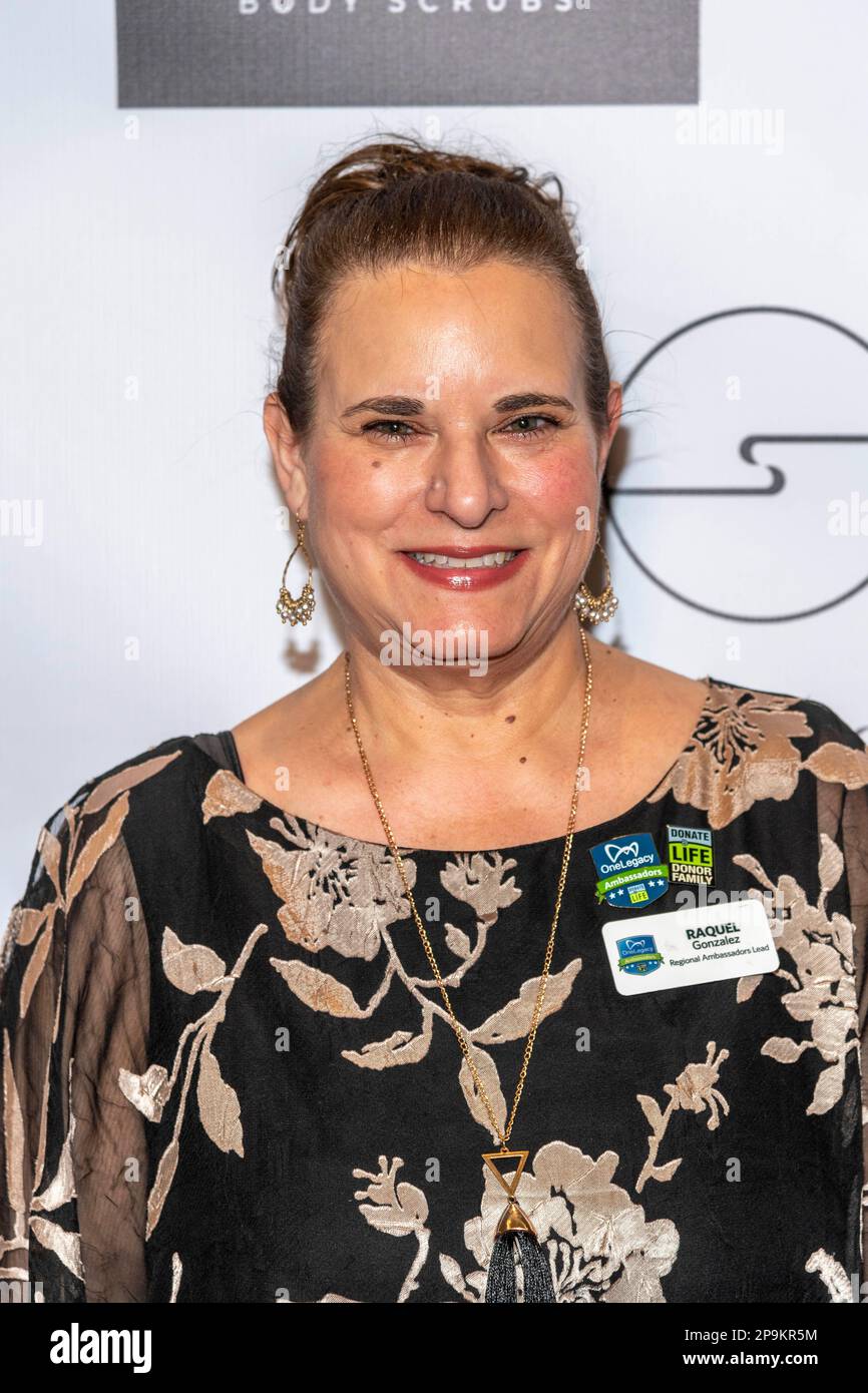 Raquel Gonzalez- One Legacy ambassador attends Suzanne DeLaurentiis ...