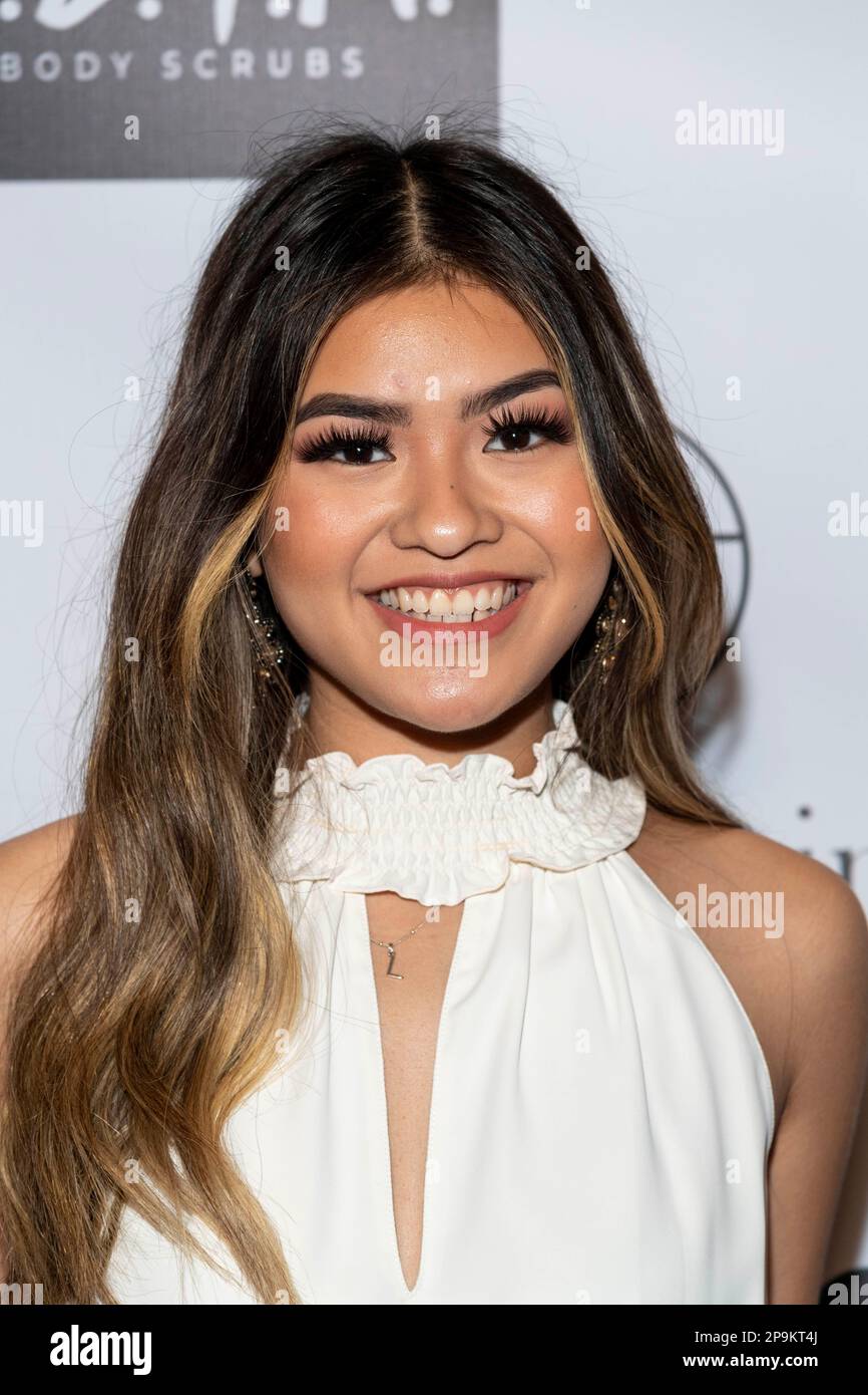 Model Leanne Mendoza attends Suzanne DeLaurentiis 15th Annual Pre-Oscar ...