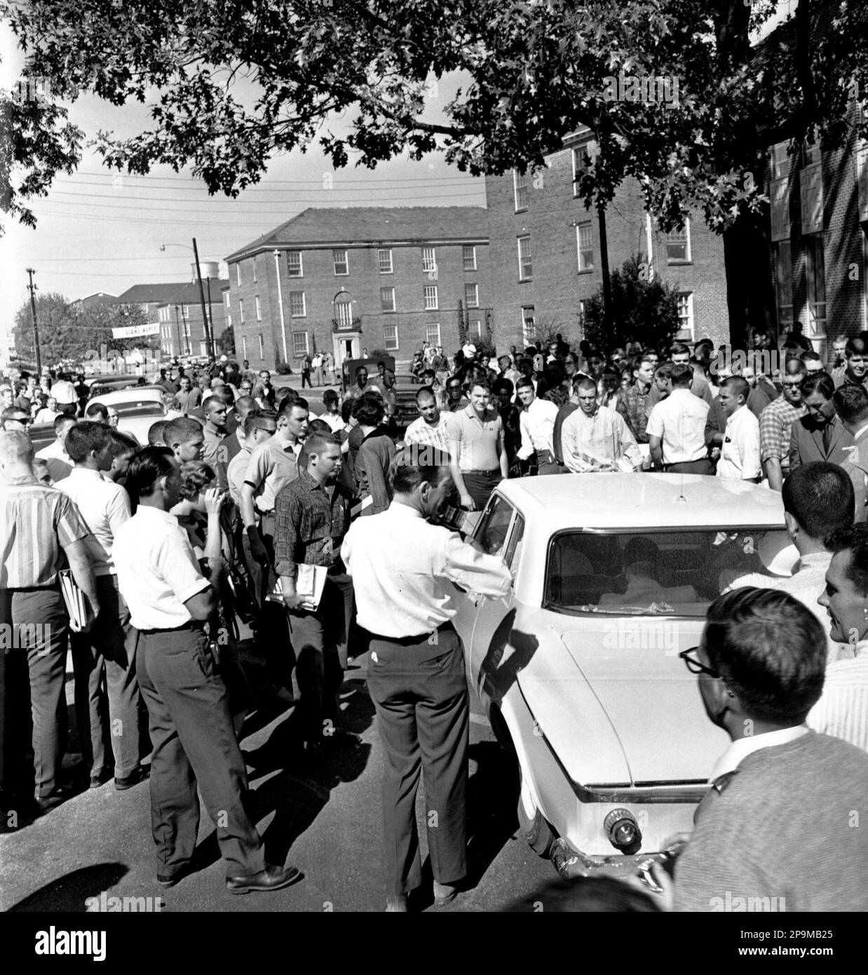 ** ADVANCE FOR SUNDAY, SEPT. 21 AND THEREAFTER -- FILE ** In this Oct ...