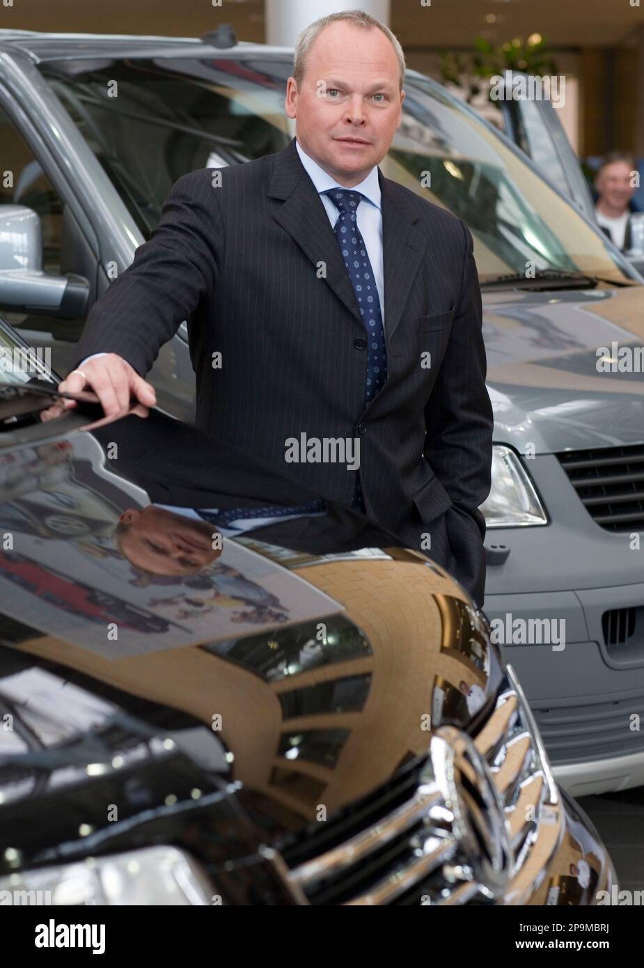 ** ARCHIV ** Stephan Schaller, Sprecher des Vorstandes von Volkswagen ...