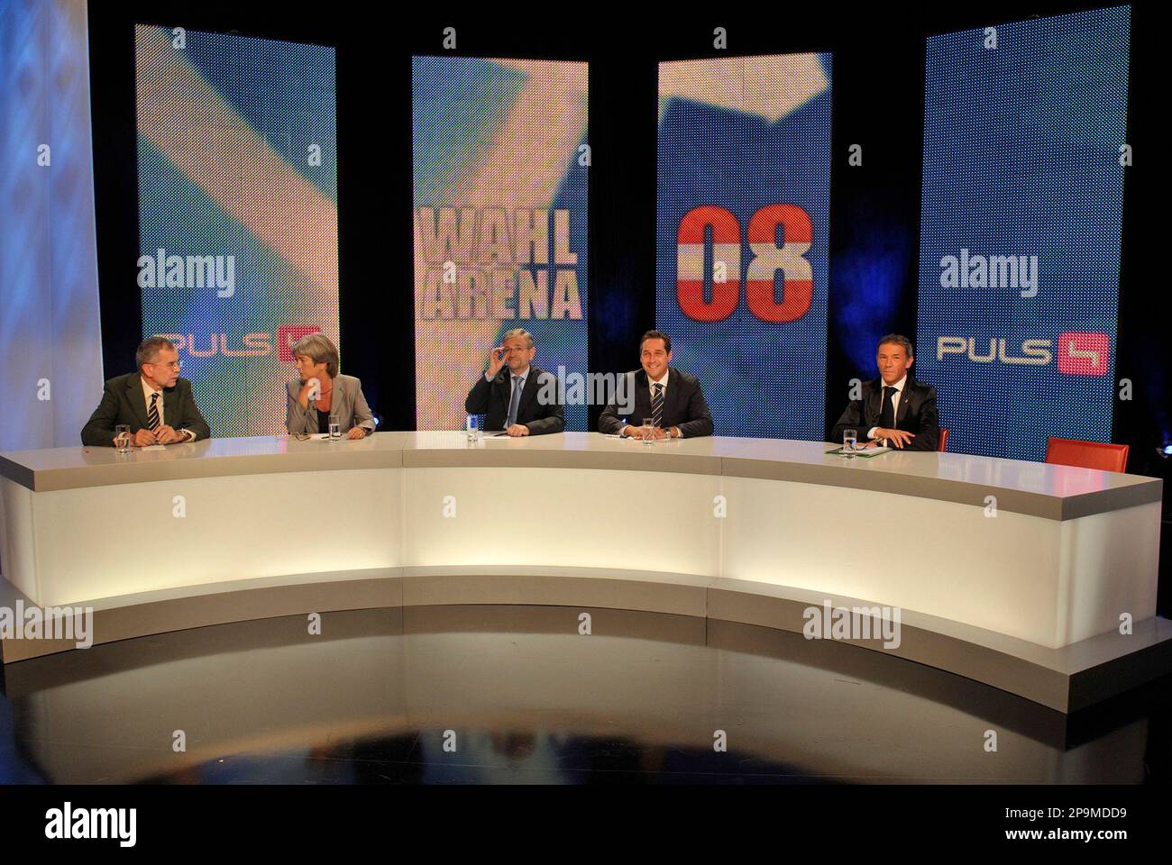 Die Spitzenkandidaten von den Gruenen Alexander van der Bellen, vom ...