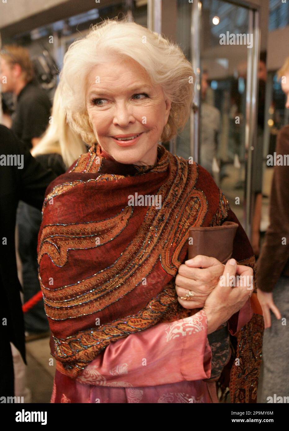 Actor Ellen Burstyn arrives for the premiere of the film "The Loss Of A ...