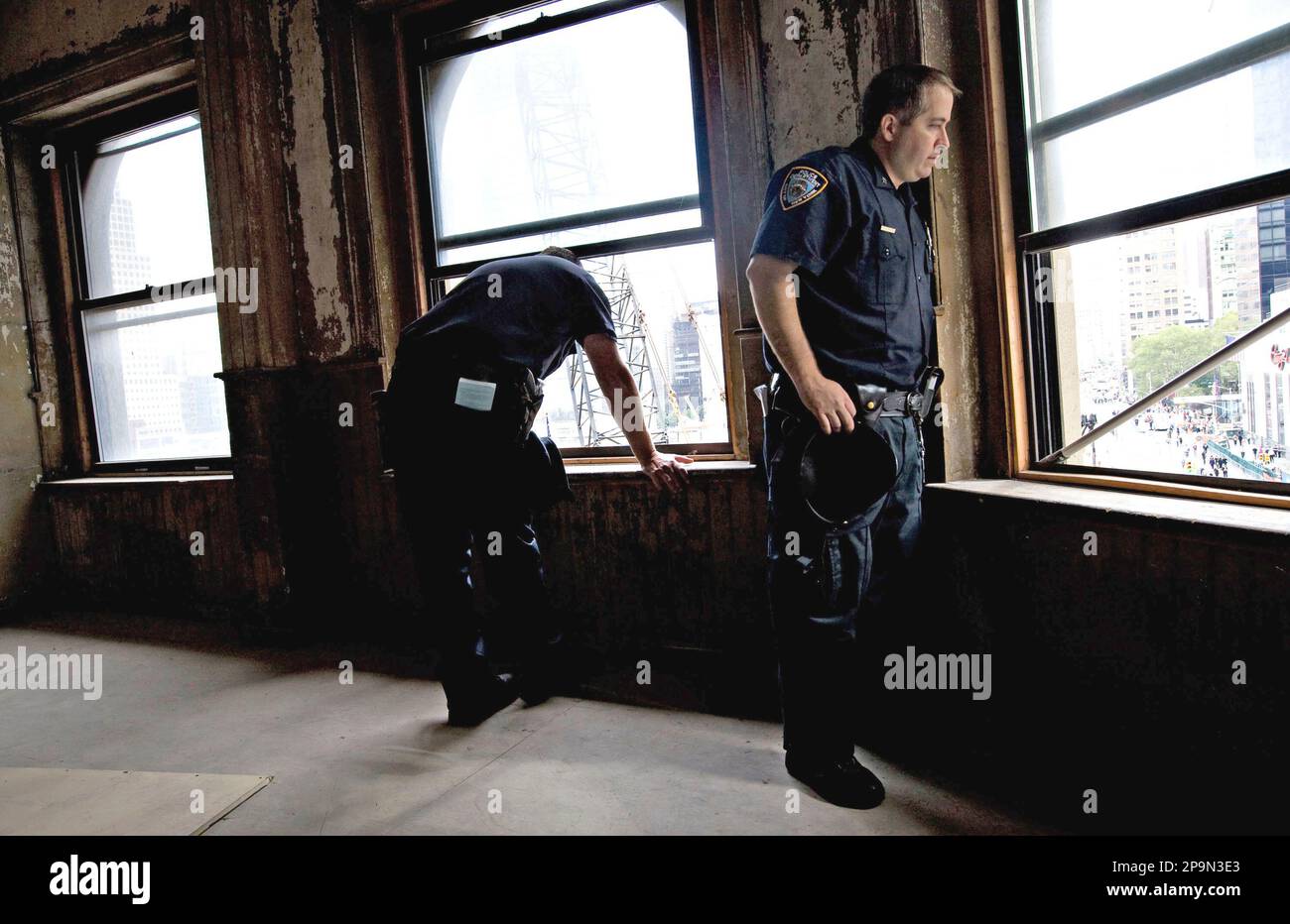 New York City Police officers Mike Gerardi, right, and Roman ...