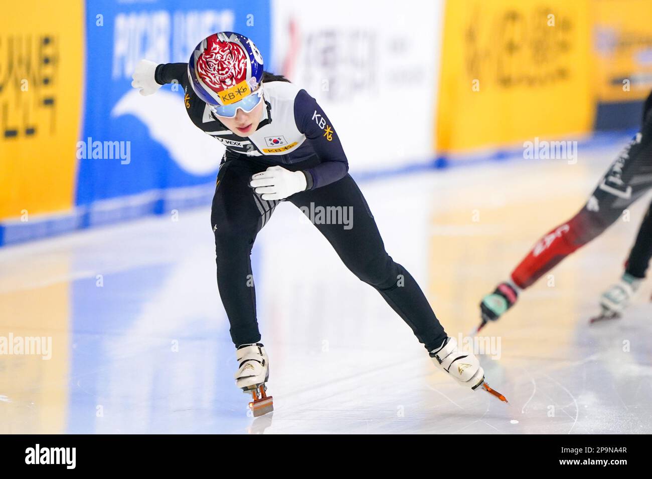 SEOUL, KOREA - MARCH 11: Geonhee Kim of Korea competing on the Women's ...