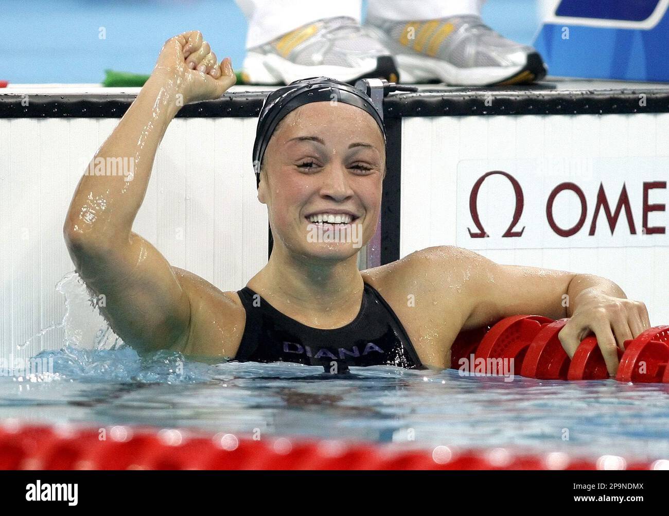 Karolina Pelendritou, of Cyprus, celebrates her gold medal in the Women ...