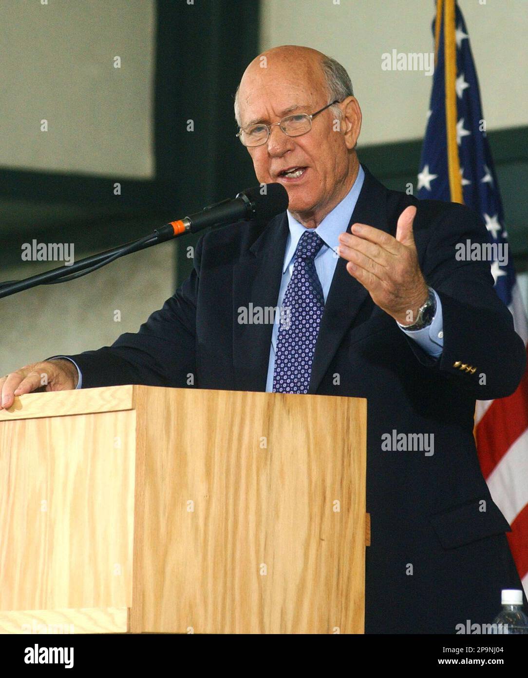 Republican Sen. Pat Roberts gives his closing statement as he finishes ...