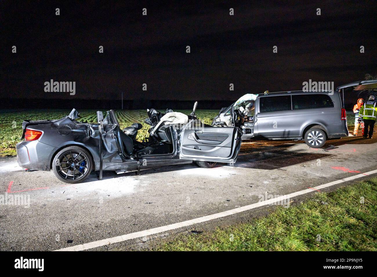 11 March 2023, Baden-Württemberg, Eggenstein: Two wrecked vehicles ...