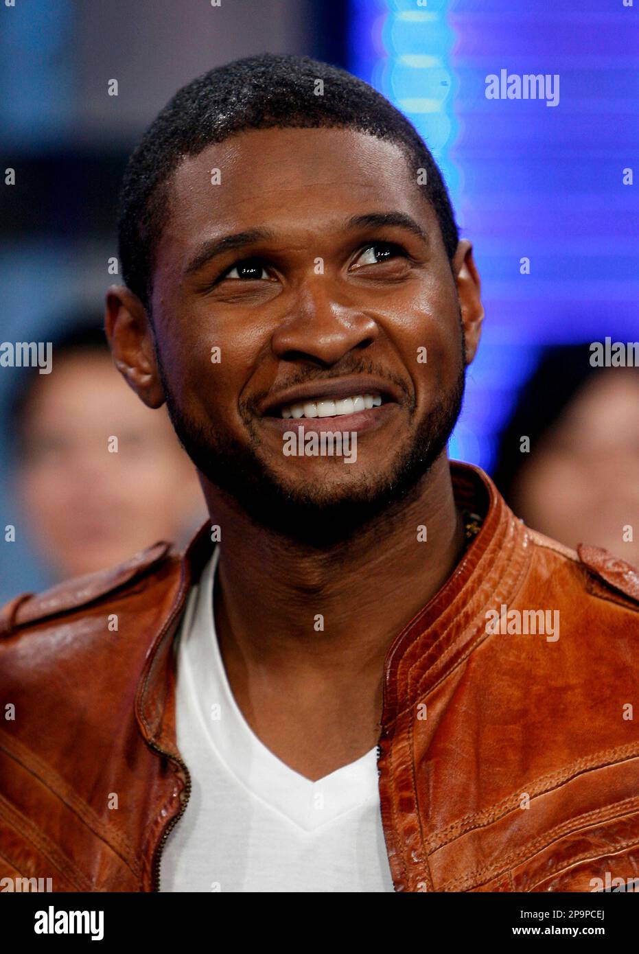 ** FILE ** In this May 27, 2008 file photo, Usher appears onstage during MTV's "Total Request ...