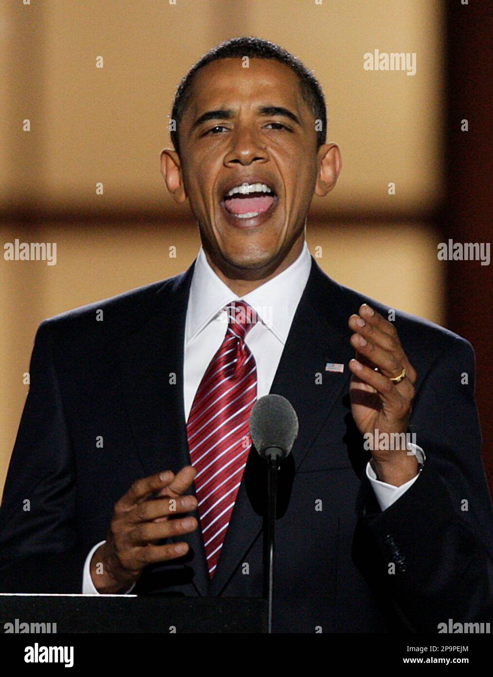 Democratic presidential nominee, Sen. Barack Obama, D-Ill., delivers ...