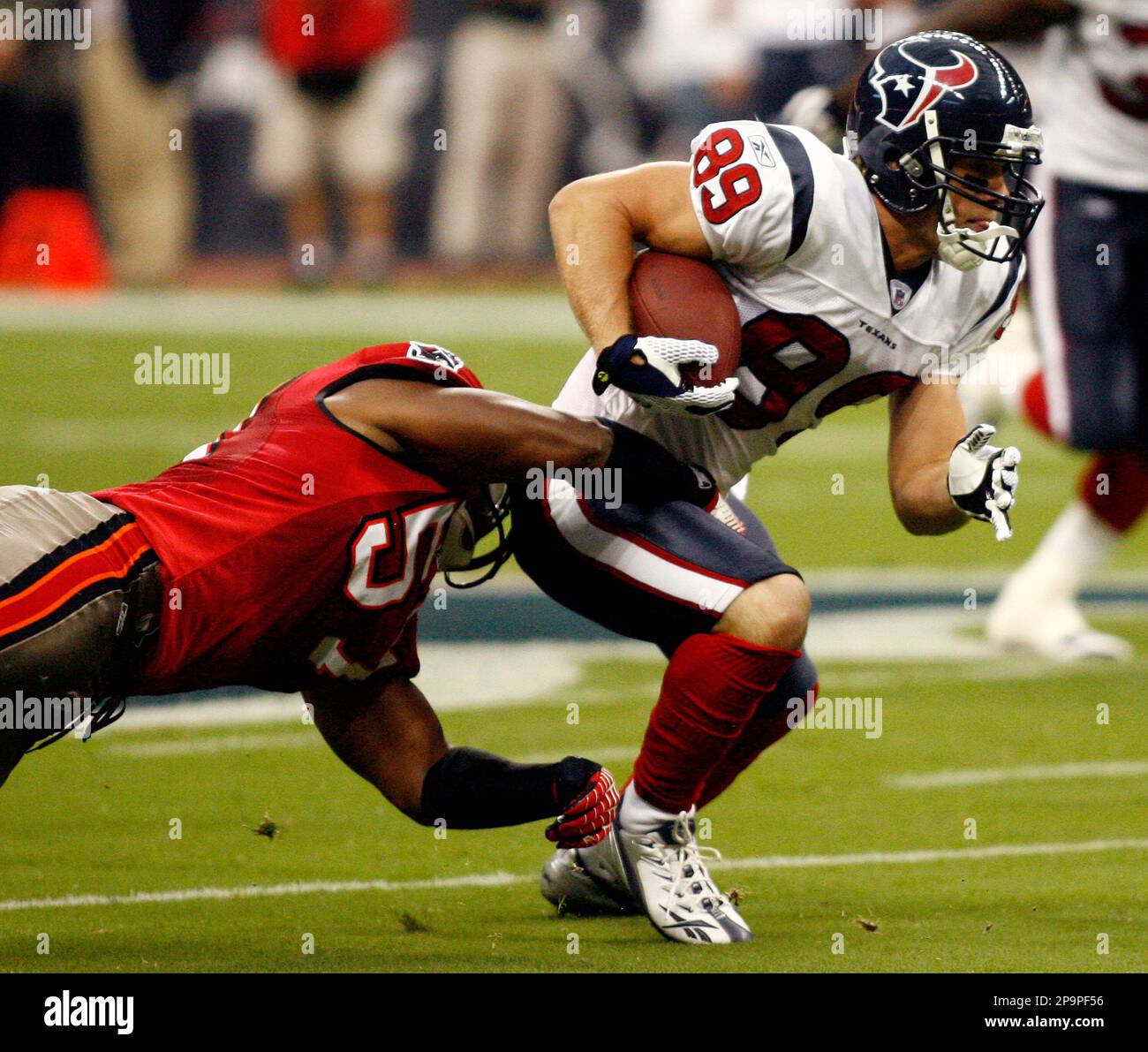 Houston Texans receiver David Anderson (89) pulls away from Tampa Bay ...