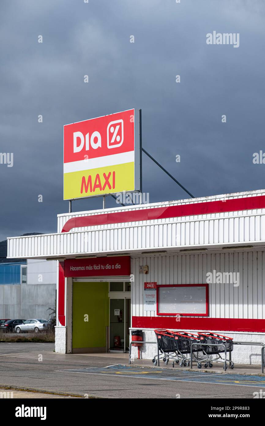 Dia market hi-res stock photography and images - Alamy