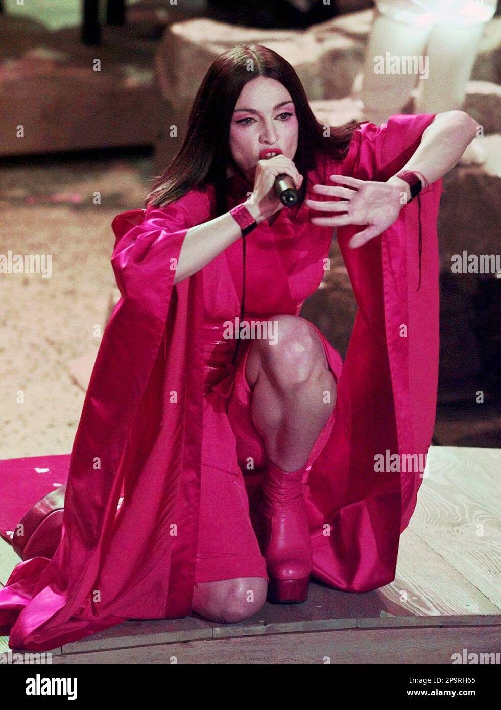 ** FILE ** In this Feb. 24, 1999 file photo, Madonna performs at the ...