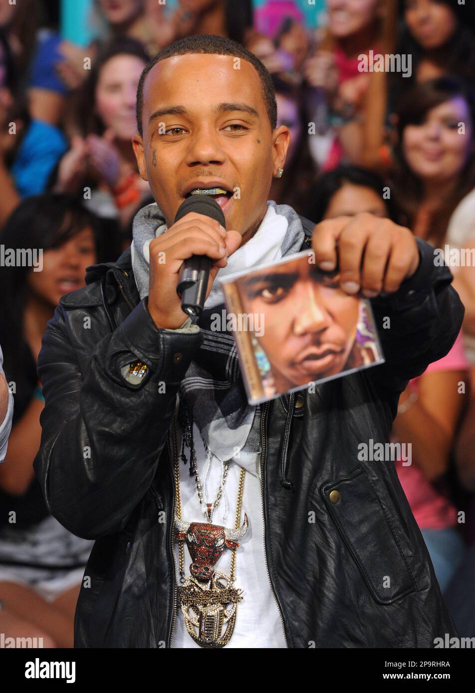 Rapper Yung Berg makes an appearance at MTV Studio's in Times Square to ...