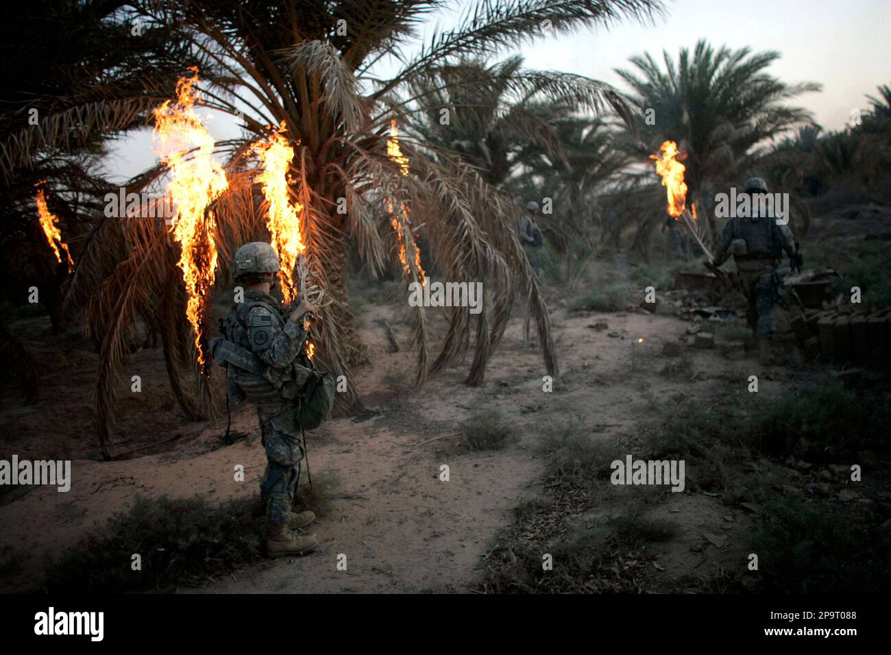 U.S. army soldiers from Fox Troop, Sabre Squadron, 3rd Armored Cavalry ...