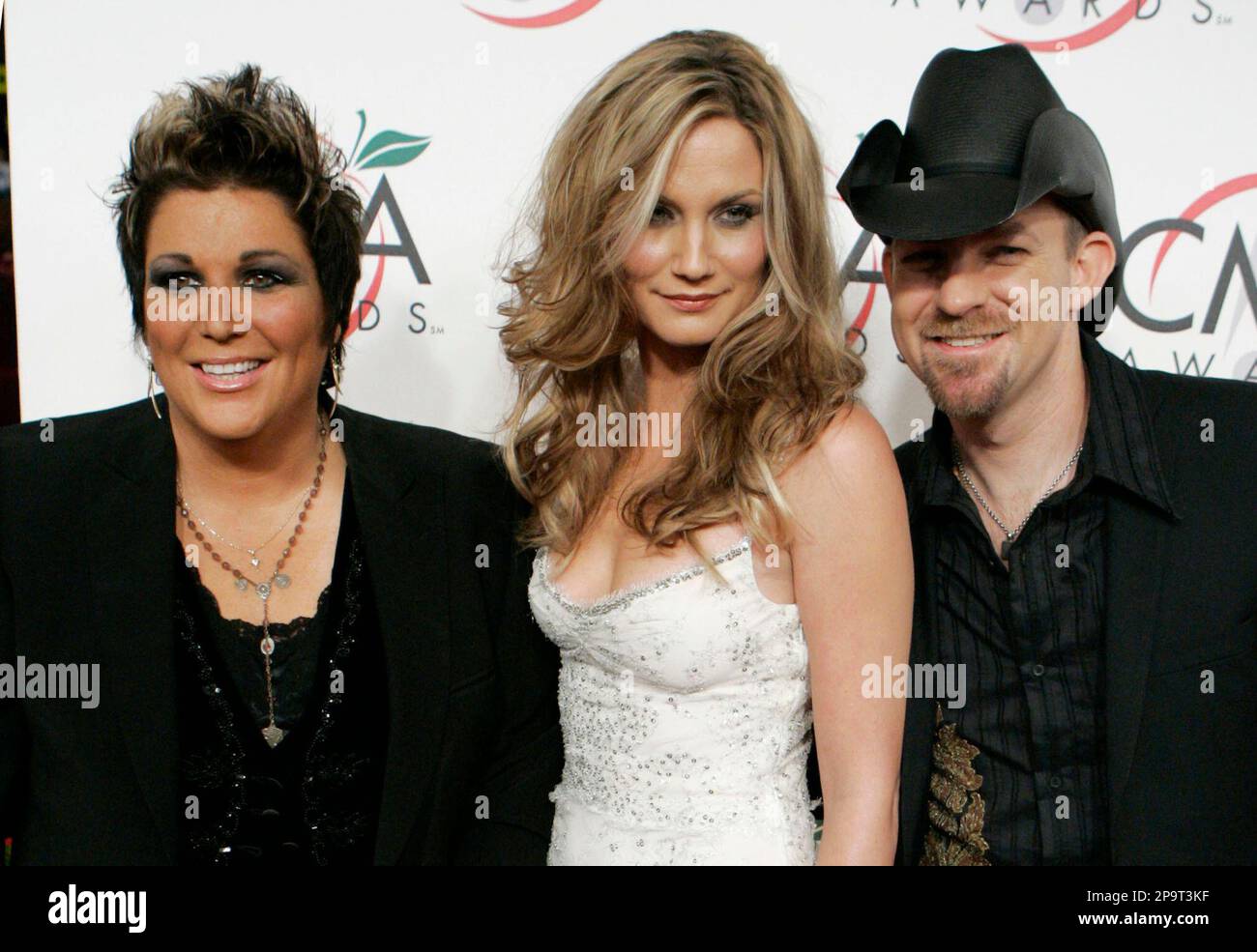 ** FILE ** In this Nov. 15, 2005 file photo, the group Sugarland, from ...