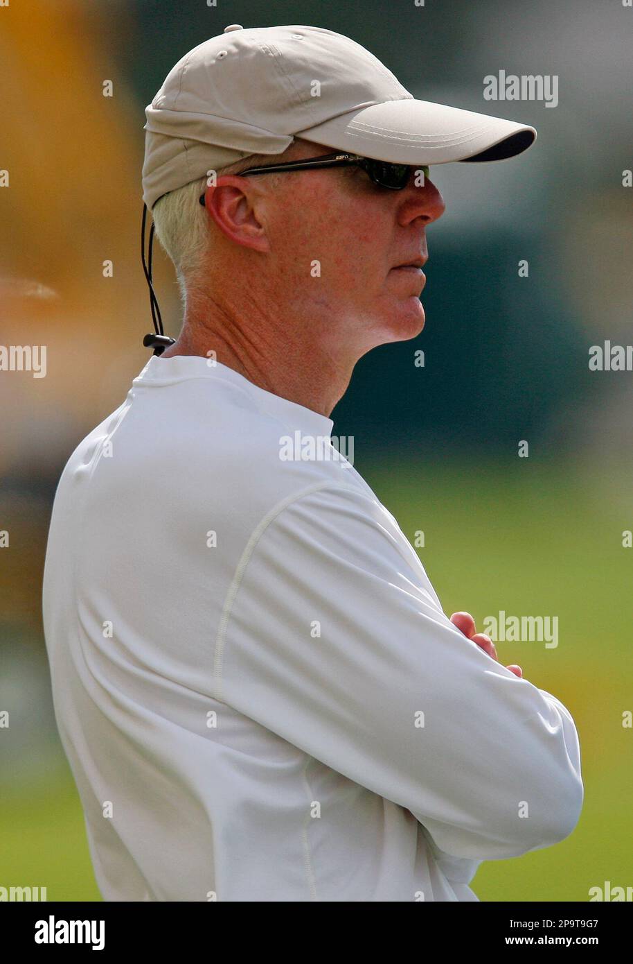 Green Bay Packers General Manager Ted Thompson watches practice during ...