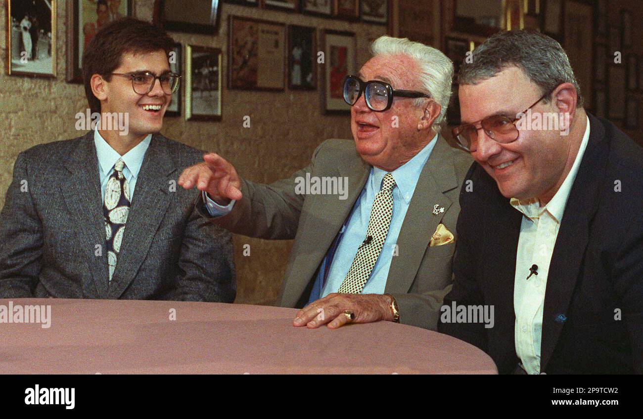 ** FILE ** In this May 13, 1991 file photo, Hall of Fame baseball ...