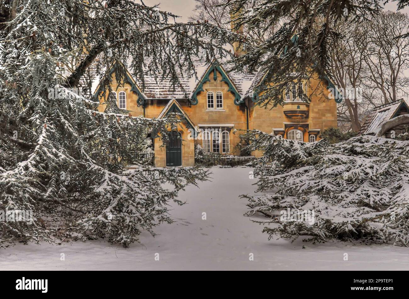 Bath in the snow Stock Photo - Alamy
