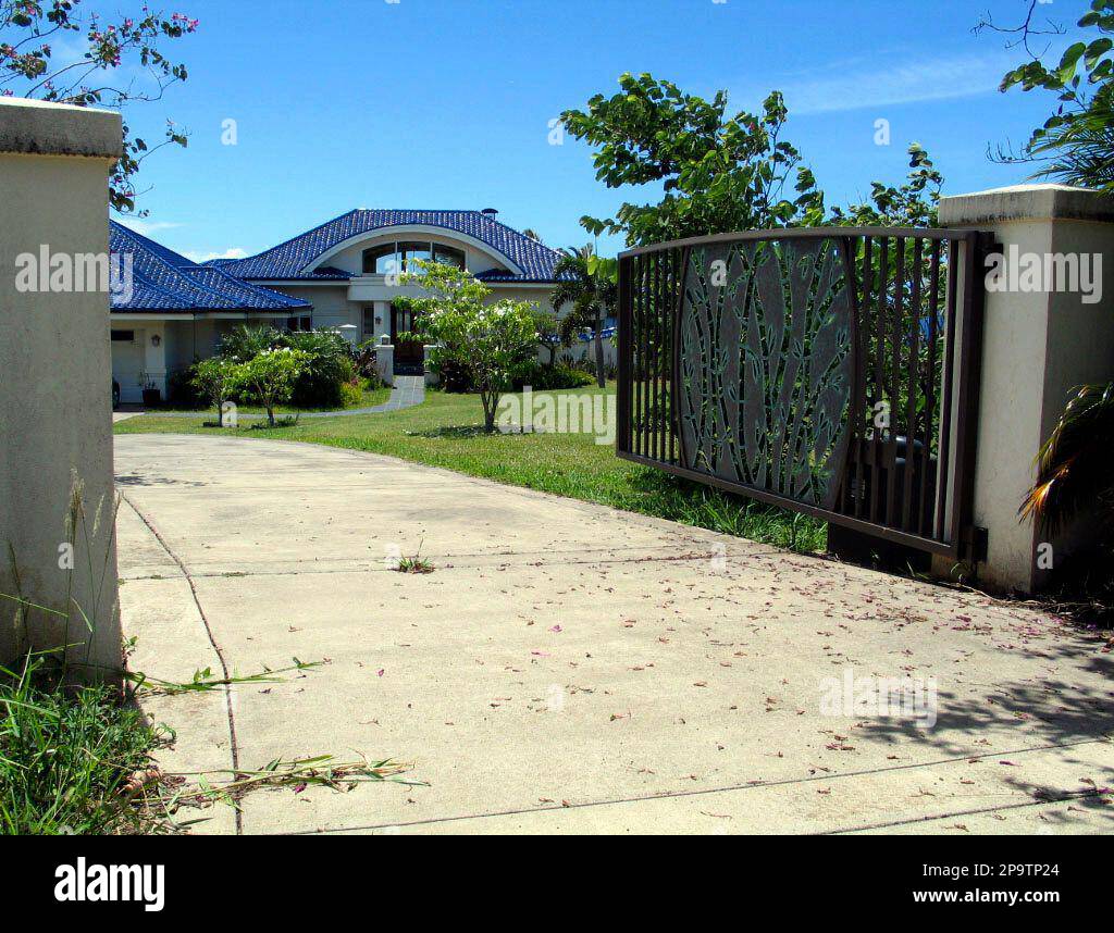 **ADVANCE FOR WEEKEND AUG. 3-4** The Maui home of alleged spy Noshir ...