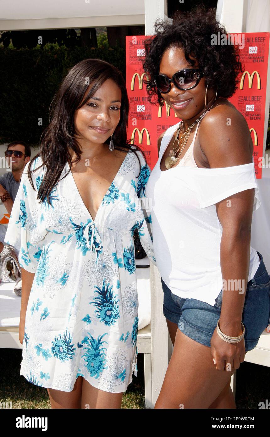 Actress Sanaa Lathan, left, and tennis player Serena Williams pose ...