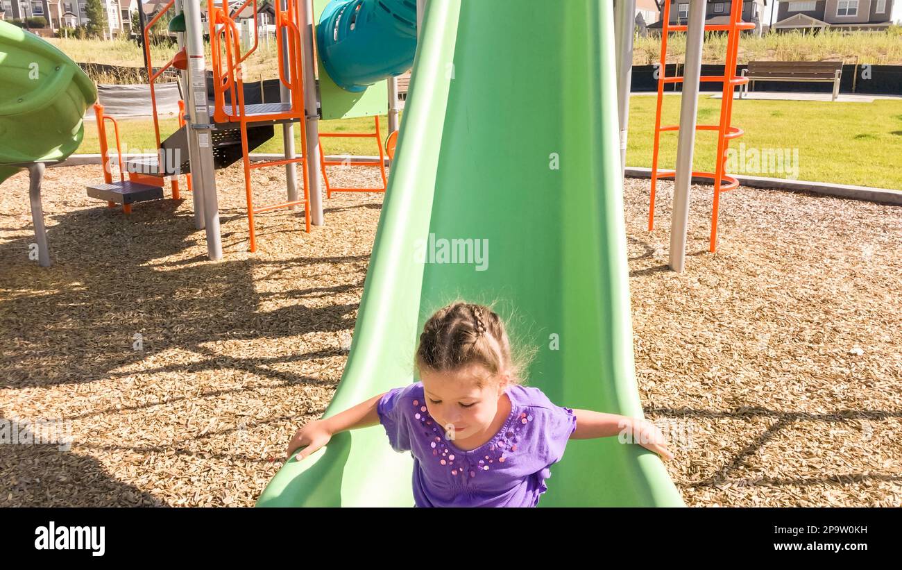 Children school playground 10 12 hi-res stock photography and images ...