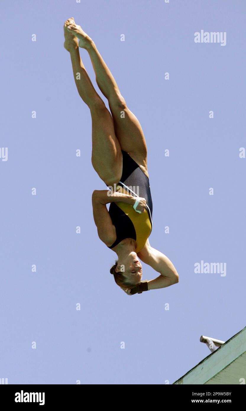 Laura Wilkinson makes her final dive in the women's 10-meter platform ...